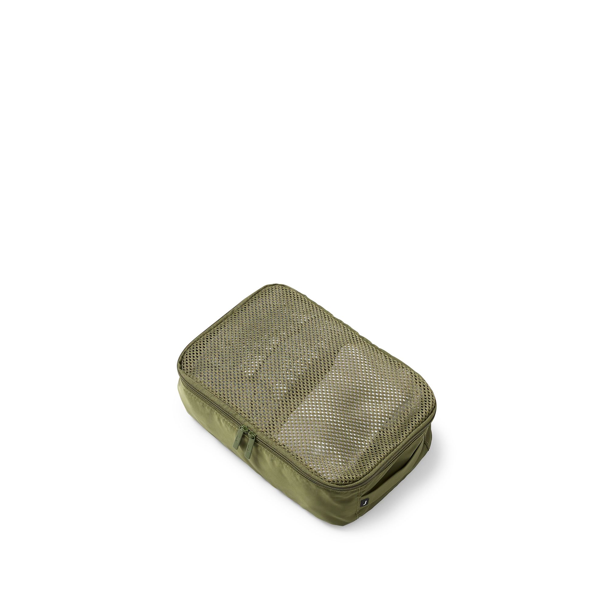 Packing Cubes And Compression Bags For Travel | July