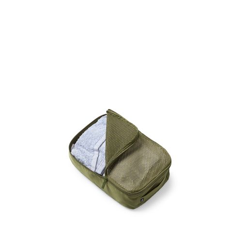 Packing Cubes And Compression Bags For Travel | July